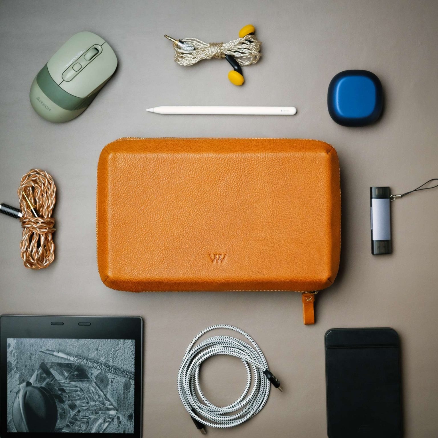 Divo - Tech Kit - WildWoven Leather Products